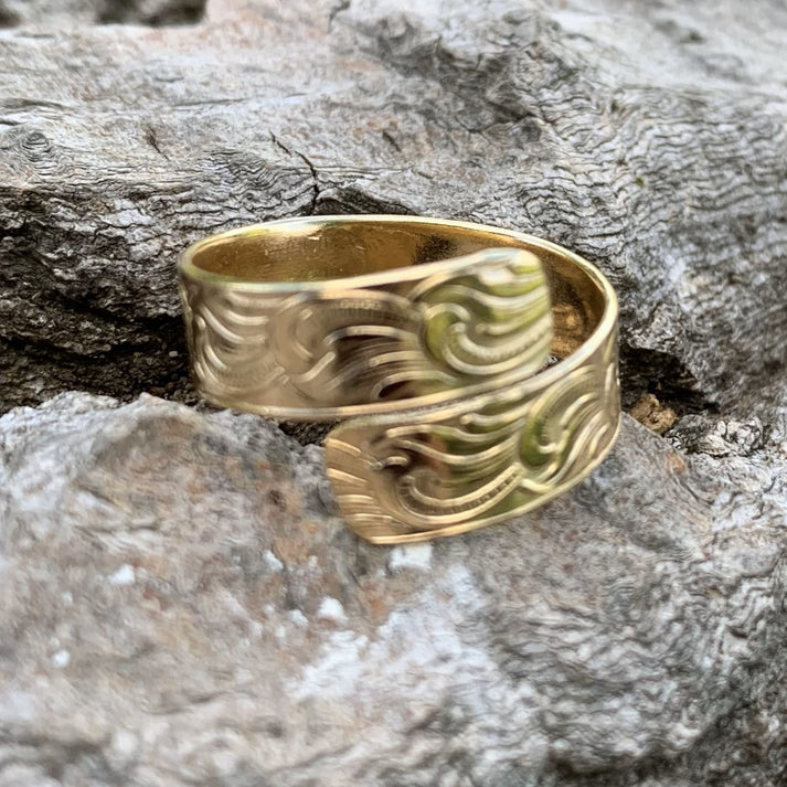 Ladies Brass Patterned Wrap Around Spiral Ring- Silver Wave Jewellery
